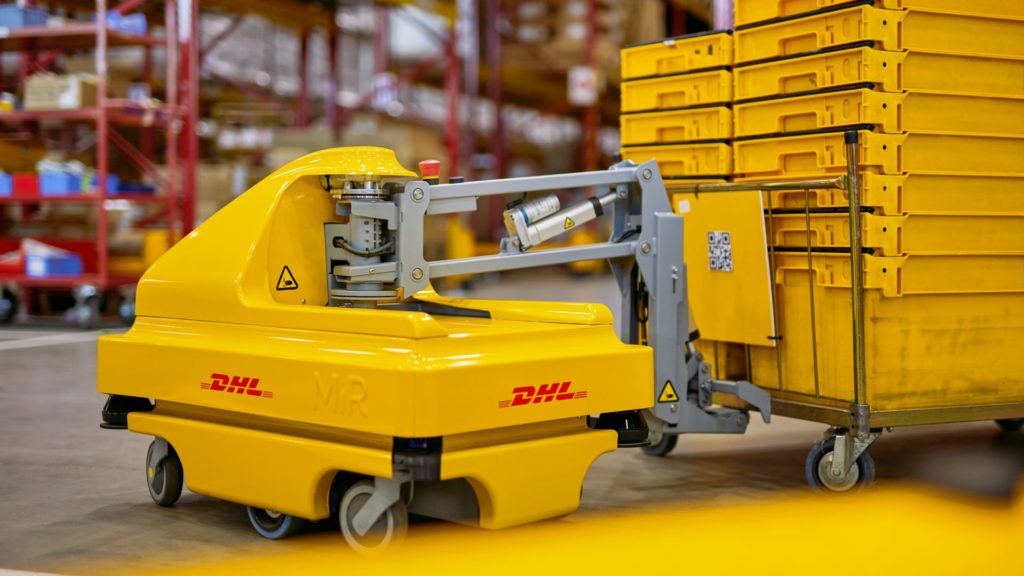 Distribution Logistics 101: Definition and Tasks | DHL Freight