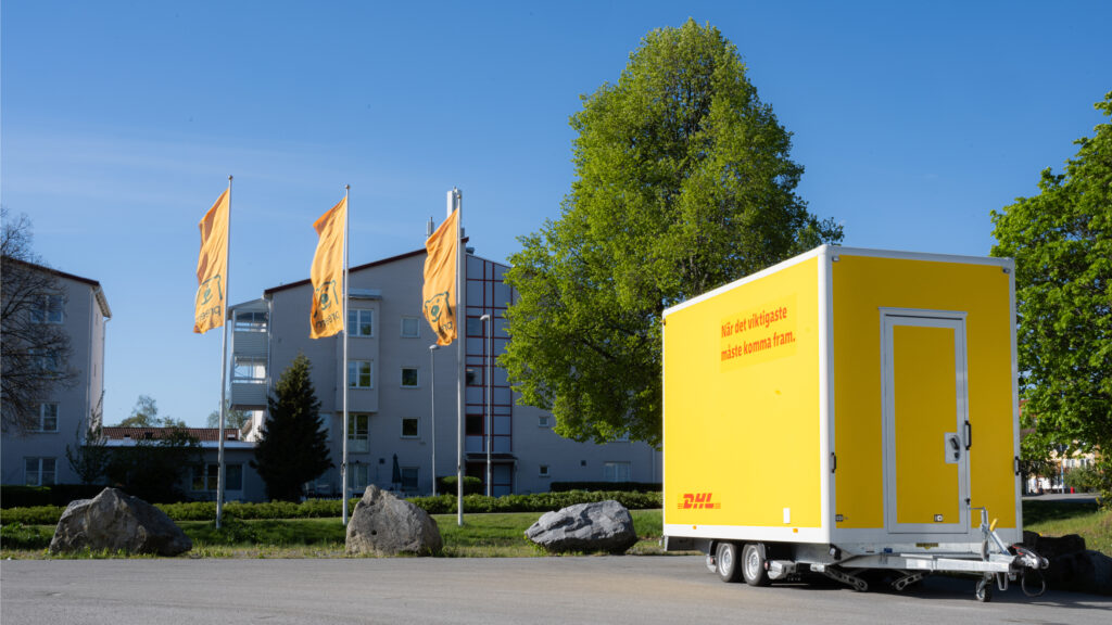 Mobile parcel locker Smarcel in practical test | DHL Freight